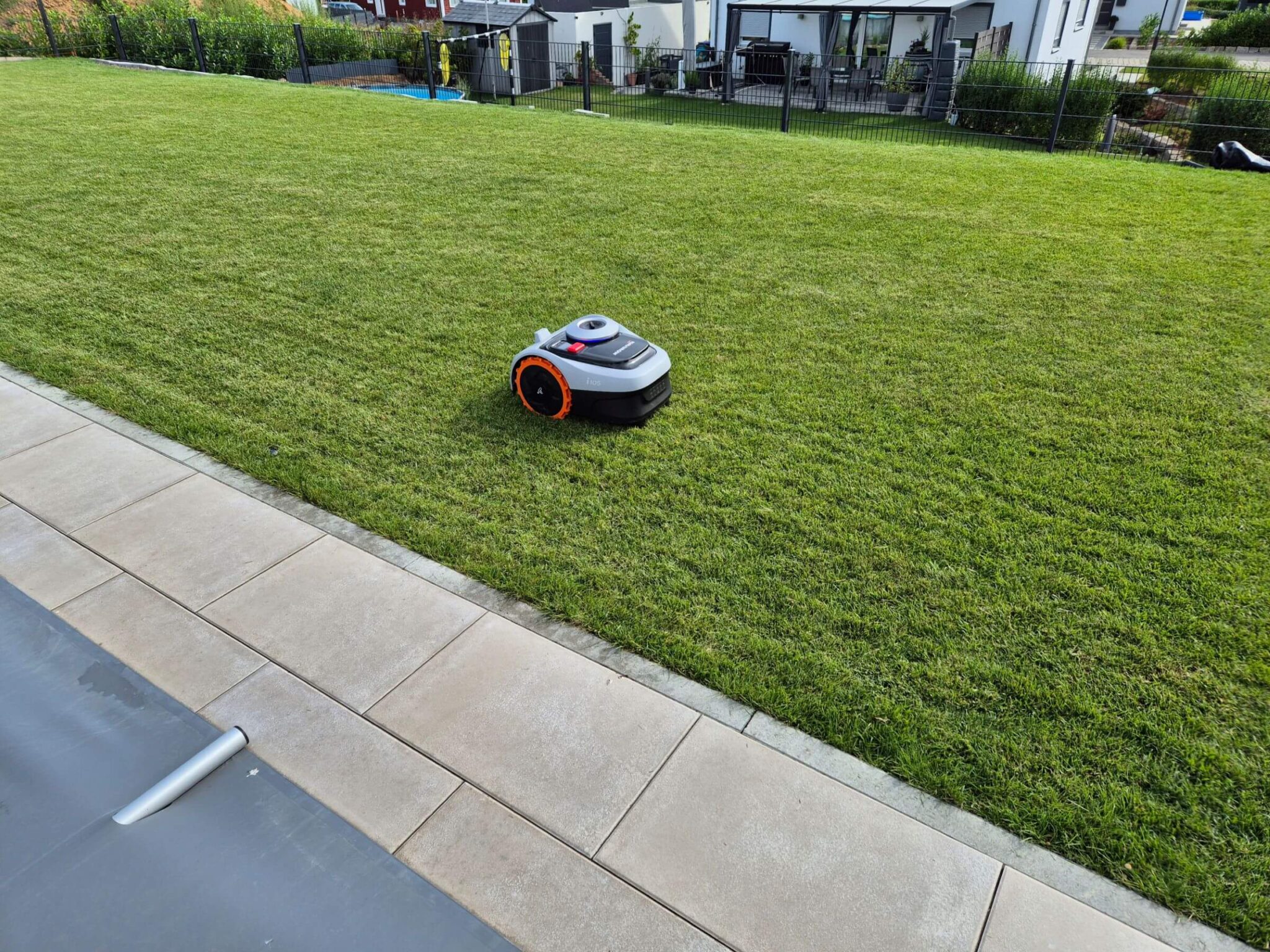 Navimow i105E Mähroboter Test - Roboterwelt24.de - Ratgeber, Infos & Tests